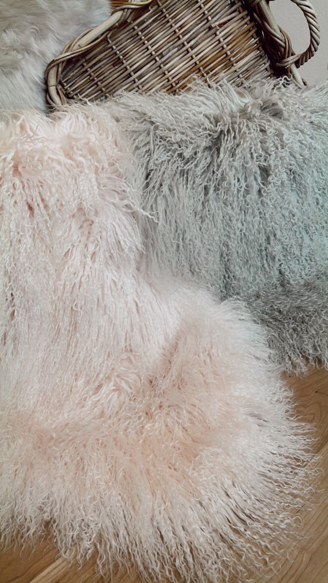 Tibetan Sheepskin Pelt Rug/Throw – Blush Out West